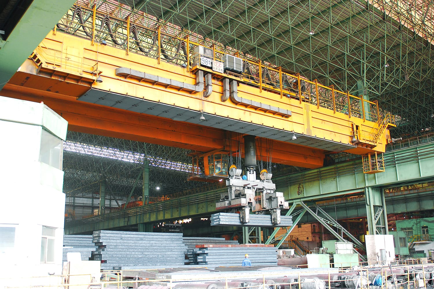 World Leading Clamp Overhead Cranes Manufacturer - TZ CRANE